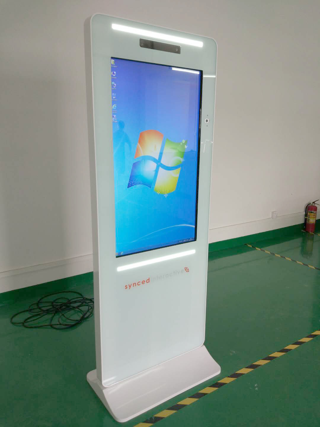 43 Inch Portable Touch Screen Kiosk Panel Photo Booth Kiosk Tempred ...